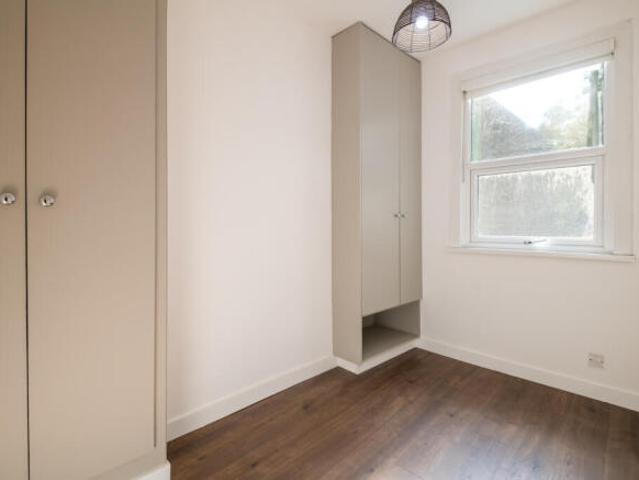 2 bedroom flat for rent in Flat A, Norwood High Street, Lambeth, London, SE27
