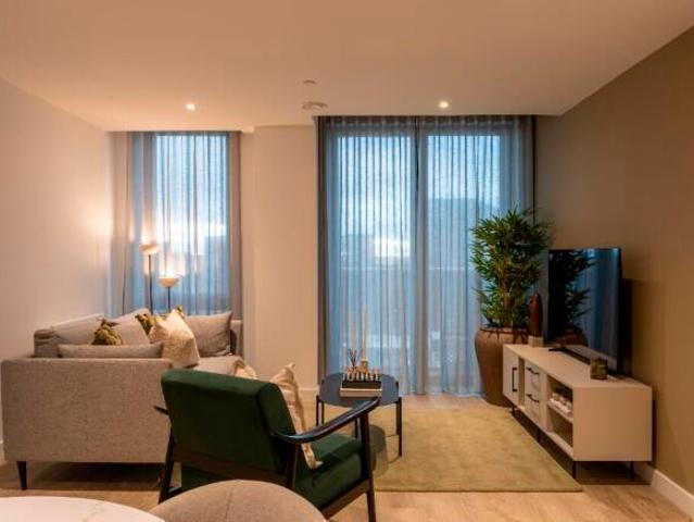 2 bedroom flat for rent in Flat 1802, Upper Wharf Street, Manchester, Greater Manchester, M5