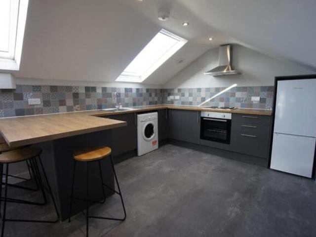 2 bedroom flat for rent in Flat 1, 14 Nile Street, Sheffield, S10