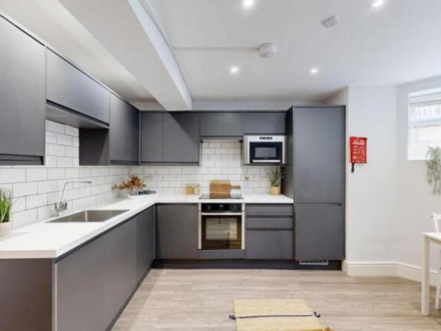 2 bedroom flat for rent in Flat 1, 6, Goodwin Street NG7 4HD, NG7
