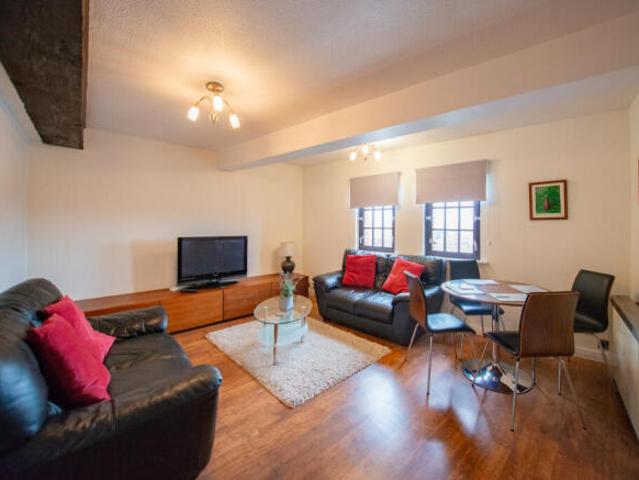 2 bedroom flat for rent in Flat 28, Warehouse 13, Kingston Street, Hull, HU1