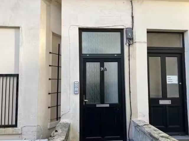 2 bedroom flat for rent in Flat 2, 87 Sandgate Road, Folkeston.