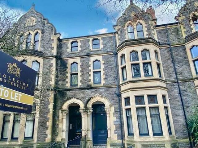 2 bedroom flat for rent in Flat 2 Cathedral Road Cardiff City CF11