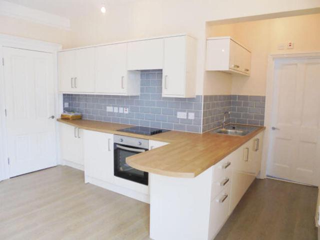 2 bedroom flat for rent in Flat 3, 24 Ashford Road, Maidstone, Kent, ME14