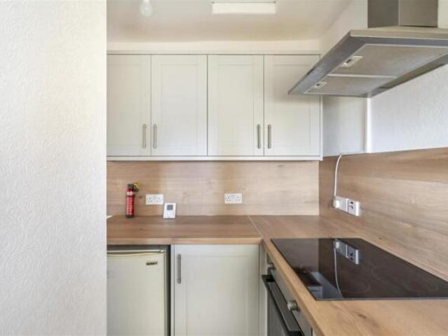 2 bedroom flat for rent in Flat 3, 2 The Crescent, York, YO24 1AW, YO24