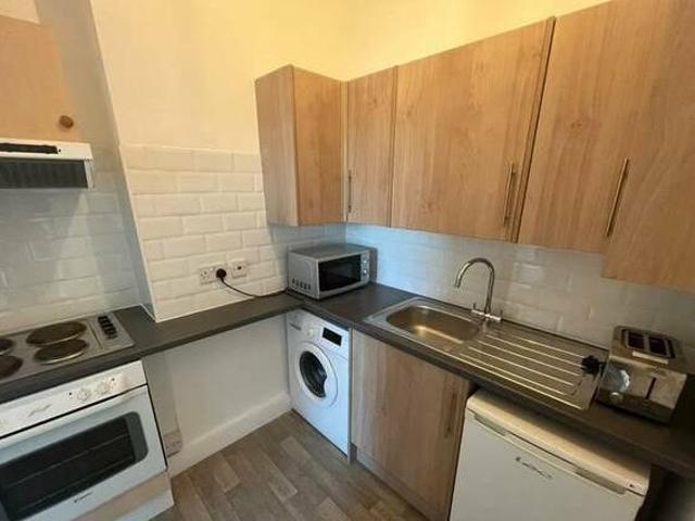 2 bedroom flat for rent in Flat 3 65 Queens Park Road BN2