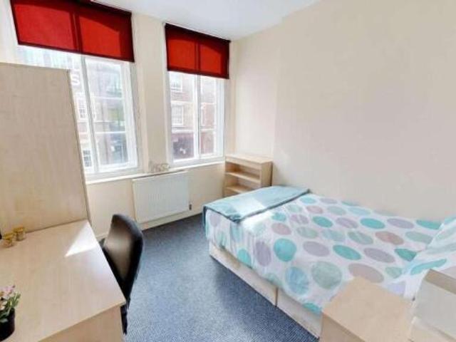 2 bedroom flat for rent in Flat 3, Red Brick House, 28 Trippet Lane, S1 4EL, S1