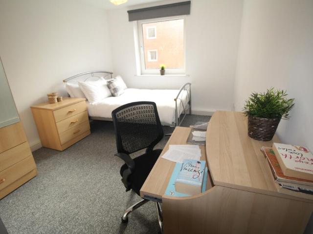 2 bedroom flat for rent in Flat 67, 205 Clarendon Road, Leeds, LS2 9DU, LS2