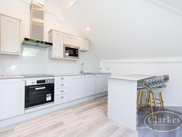 2 bedroom flat for rent in Flat 7, 3 Methuen Close, Dorset, BH8