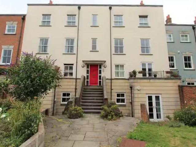 2 bedroom flat for rent in Flat 7, 45 Kingsdown Parade, Bristo.
