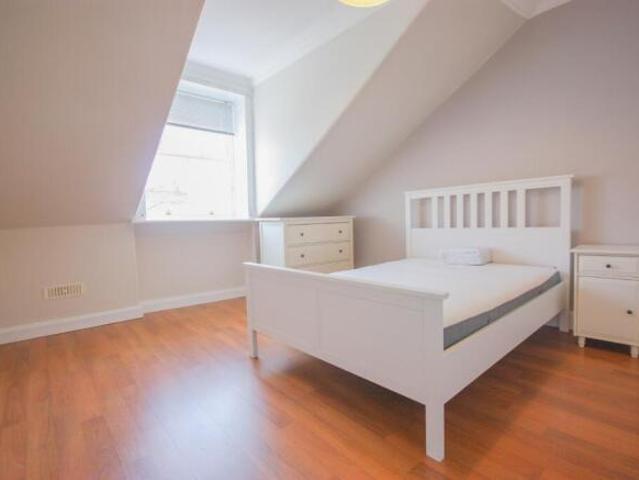 2 bedroom flat for rent in Flat 7, 4 Belgrave Terrace, Glasgow G12 8JD, G12