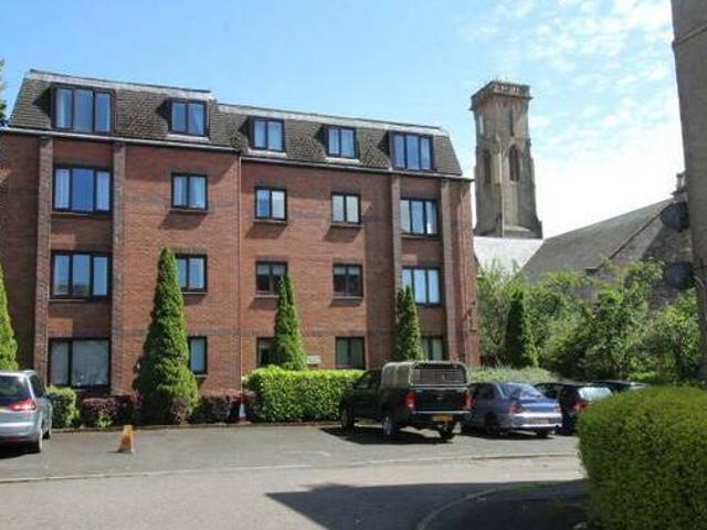 2 bedroom flat for rent in Flat 8 St Columba Mews 87 Sinclair Street Helensburgh G84 8TR G84
