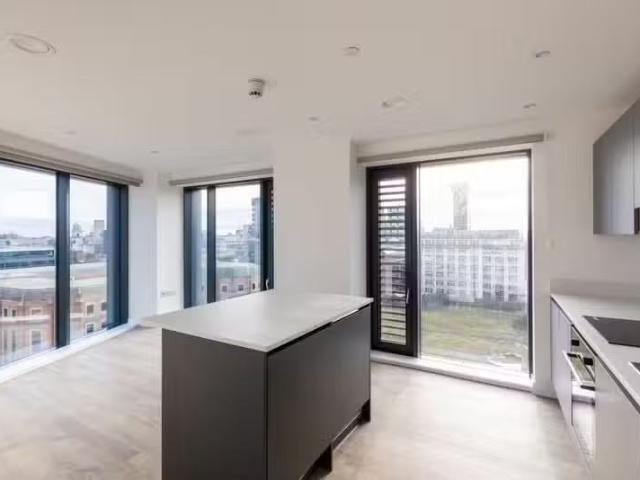 2 bedroom flat for rent in Flat 906, Pall Mall, Liverpool, Mer.