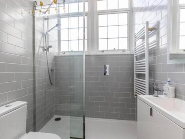 2 bedroom flat for rent in Flat 9, Selsdon House, 1 Smyths Close, Bristol, BS11
