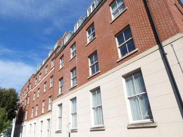 2 bedroom flat for rent in Flagstaff Court Canterbury CT1