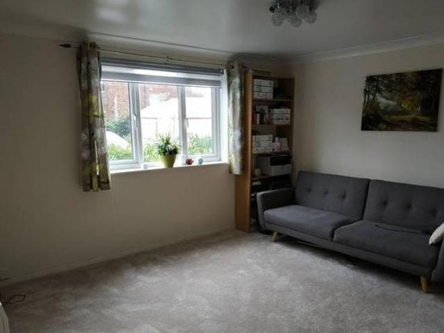 2 bedroom flat for rent in Fletton PE2