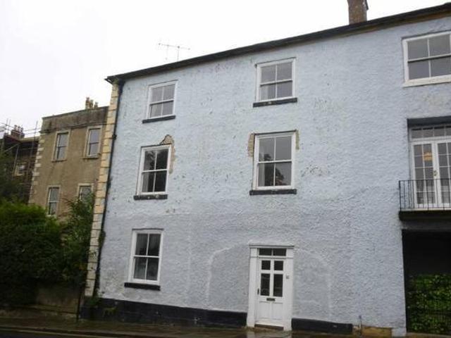 2 bedroom flat for rent in Frenchgate Richmond DL10