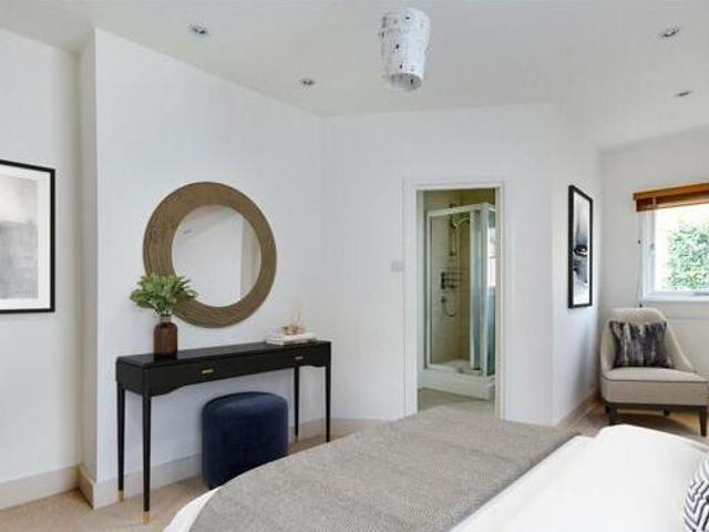 2 Bedroom Flat For Rent In Fulham