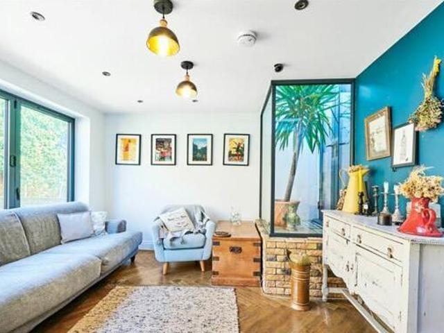 2 Bedroom Flat For Rent In Fulham