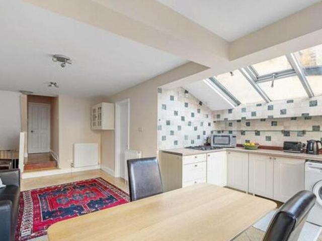 2 Bedroom Flat For Rent In Fulham, London