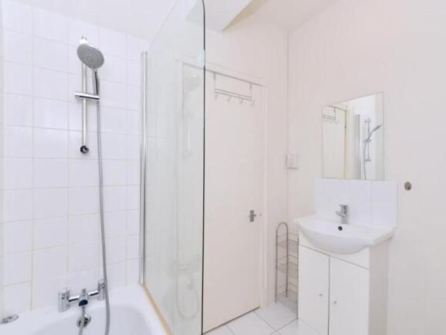 2 bedroom flat for rent in Fulham Road, Chelsea, SW3