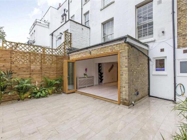 2 bedroom flat for rent in Fulham Road, Fulham, London, SW6