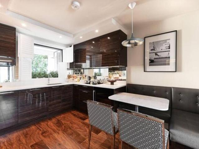 2 bedroom flat for rent in Fulham Road, London, SW3