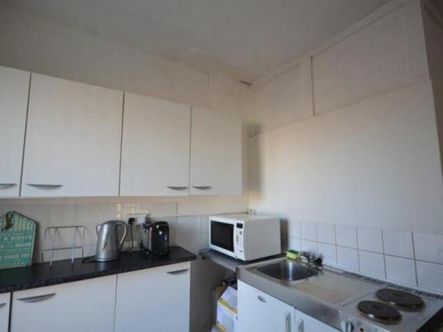 2 bedroom flat for rent in Gainsborough Road, Smithdown / Wavertree, Liverpool, L15