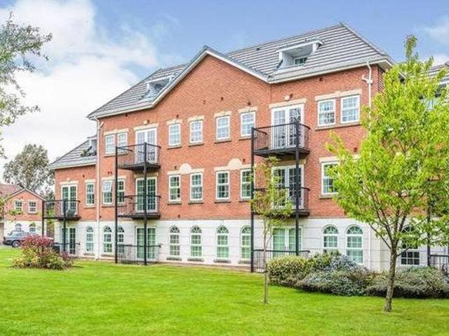 2 bedroom flat for rent in Garden Close PoultonLeFylde FY6