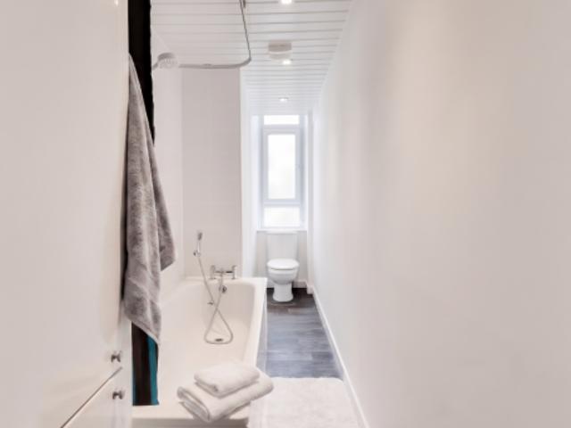 2 bedroom flat for rent in Garrioch Road, Glasgow, G20