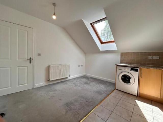 2 bedroom flat for rent in Gaul Street, Nottingham, Nottinghamshire, NG6