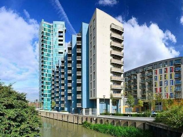 2 bedroom flat for rent in George Hudson Tower 28 High Street Bow Stratford BromleyByBow Lon