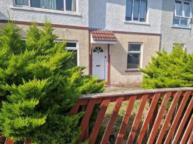 2 bedroom flat for rent in George Street, Largs, North Ayrshir.
