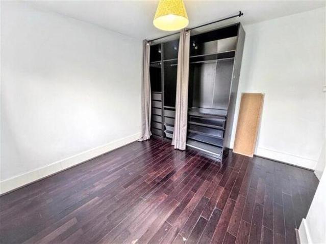 2 bedroom flat for rent in Germander Way, West Ham, E15