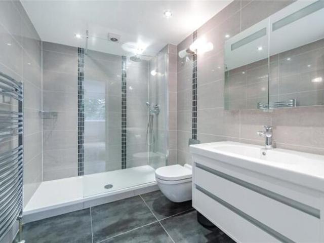 2 bedroom flat for rent in, Golders Green, NW11