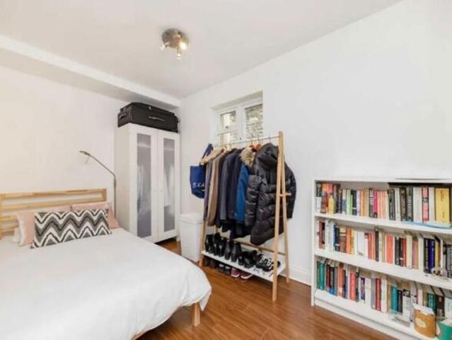 2 bedroom flat for rent in Goldhurst Terrace, London, NW6