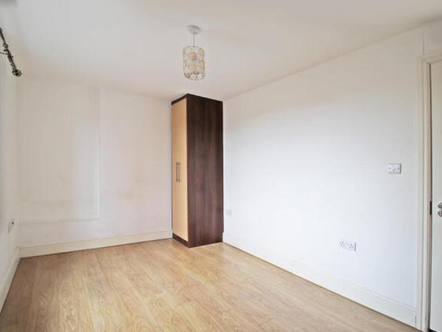2 bedroom flat for rent in Goldington Road, Bedford, MK40