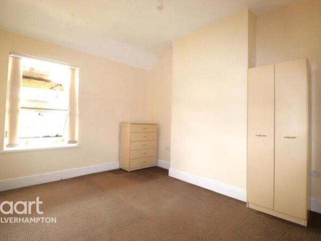 2 bedroom flat for rent in Goldthorn Hill, WOLVERHAMPTON, WV2