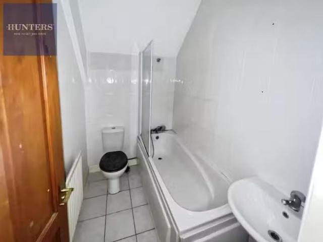 2 bedroom flat for rent in Gorwyl Flats, Ogmore Vale, Bridgend.