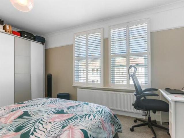 2 bedroom flat for rent in Gordon Road, Brighton, BN1