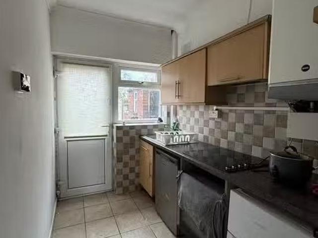 2 bedroom flat for rent in Gorsty Hill Road, Rowley Regis, Bir.