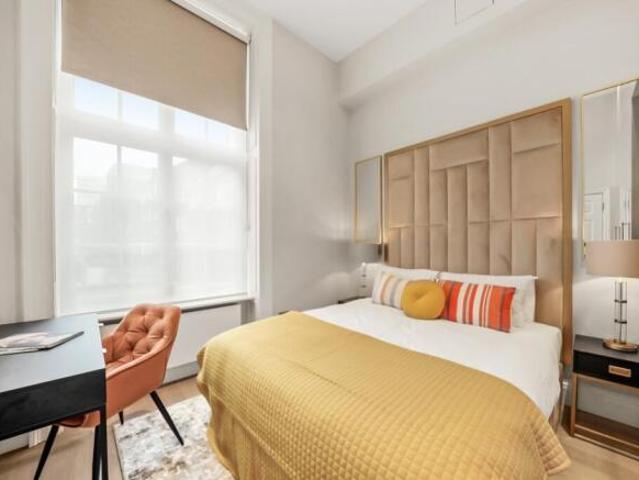 2 bedroom flat for rent in Gloucester Place, London, W1U