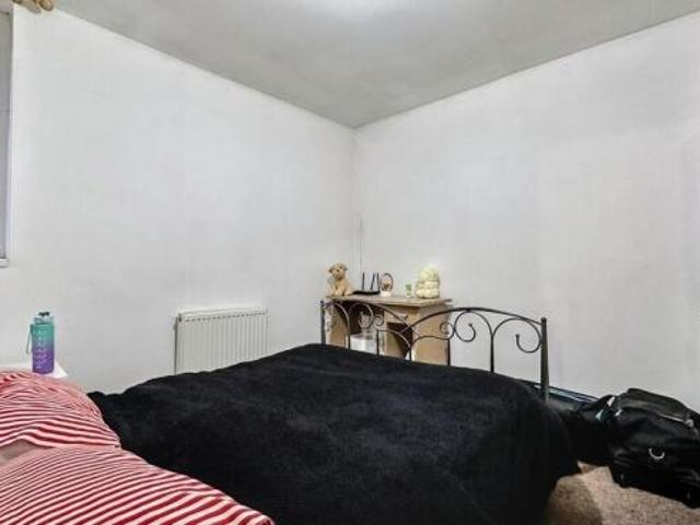 2 bedroom flat for rent in Gloucester Road Avonmouth, Bristol, BS11