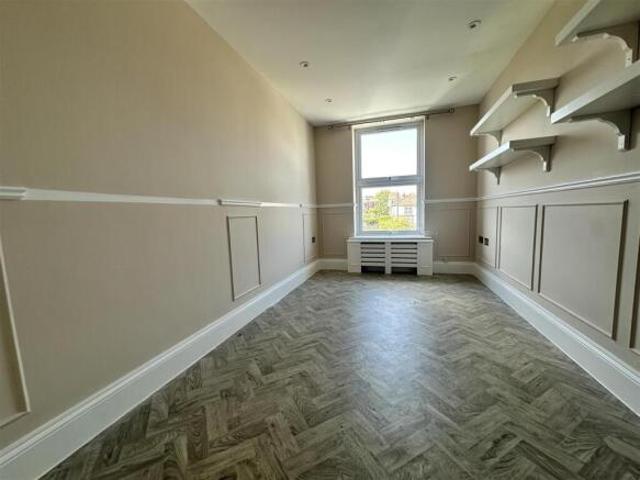 2 bedroom flat for rent in Gloucester Road, Bristol, BS7