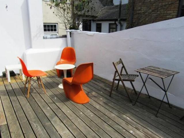 2 bedroom flat for rent in Gloucester Street, Brighton, BN1