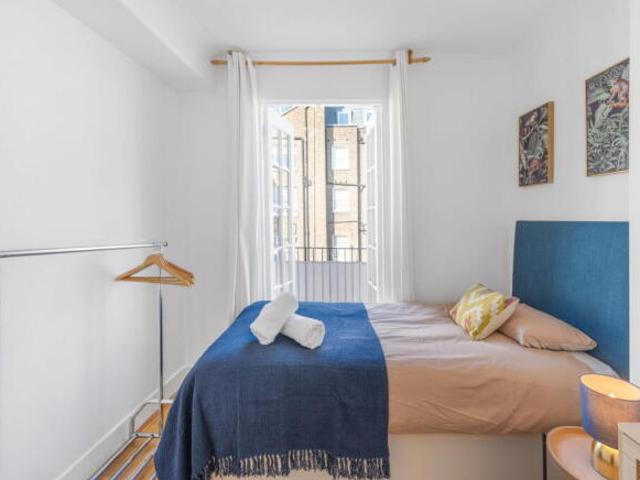 2 bedroom flat for rent in Gloucester Street, London, SW1V