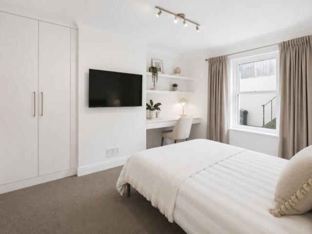 2 bedroom flat for rent in Gladstone Place, Brighton, BN2