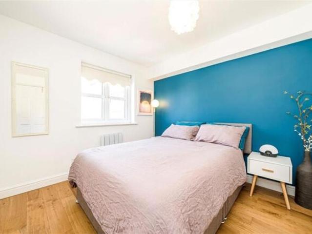 2 bedroom flat for rent in Glaisher Street, Greenwich, SE8