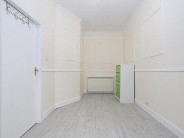 2 bedroom flat for rent in Glasgow, G12