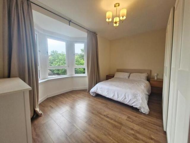 2 bedroom flat for rent in Glencoe Street, Anniesland, G13